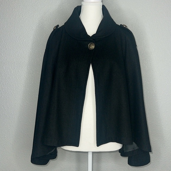 Saks Fifth Avenue | Jackets & Coats | Rare Vtg Saks Fifth Avenue Wool Black Cape Jacket Capelet ...